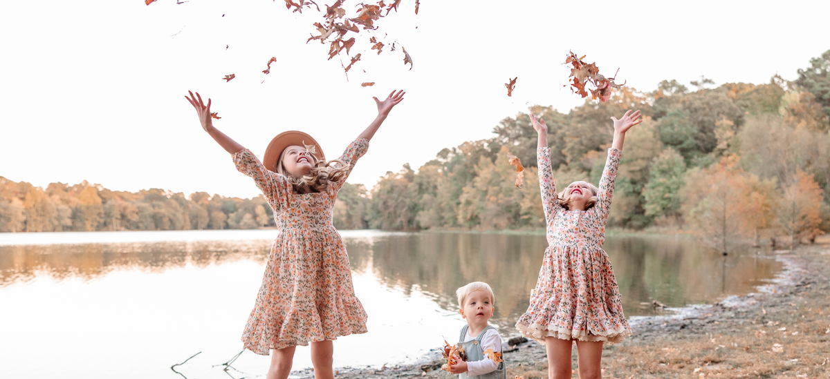 Funny Family Photo Shoot Ideas for Calendars | Nations Photo Lab